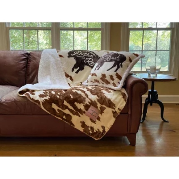 Yellowstone | Bedding | Yellowstone Silk Touch Sherpa Reverse Throw 6 X ...